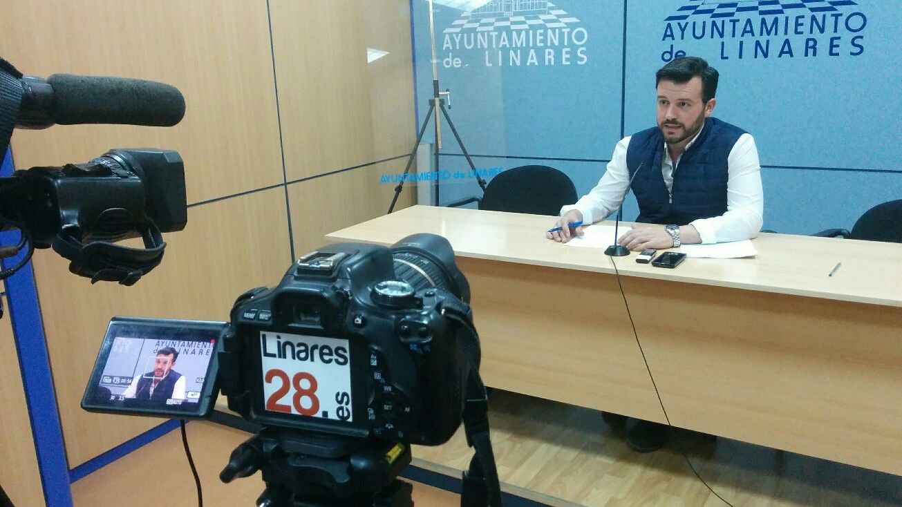 El Ayuntamiento ya trabaja en la nueva pista de atletismo del Mariano ... El Ayuntamiento ya trabaja en la nueva pista de atletismo del Mariano ...